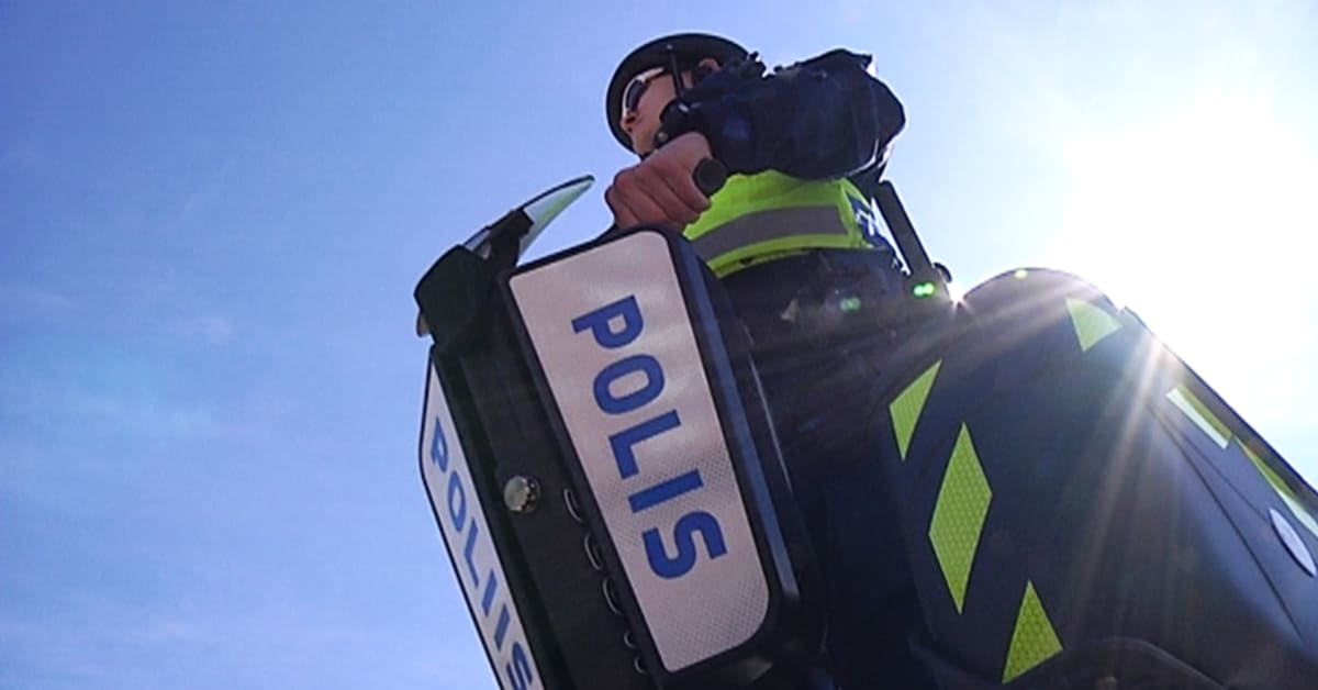 Helsinki police to mount up on segways for mobile patrols | Yle