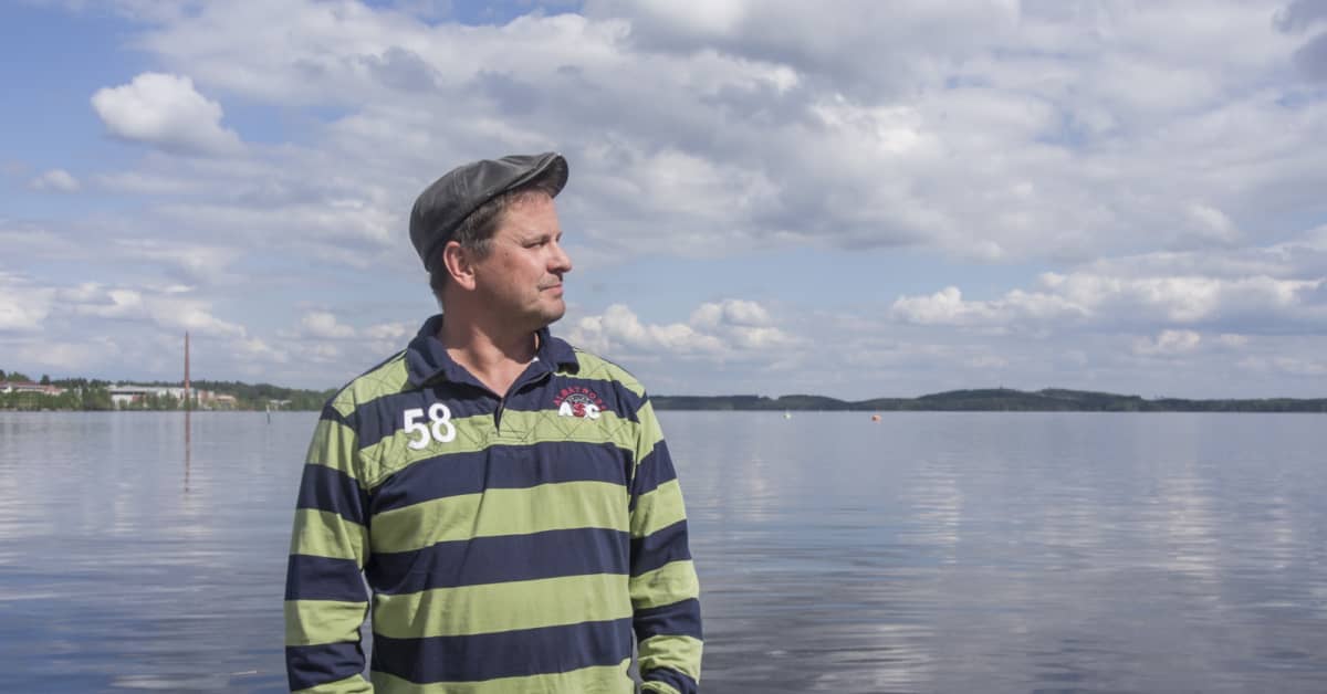 Näyttelijä, ohjaaja ja tuore isoisä Ismo Apell odottaa innolla ...