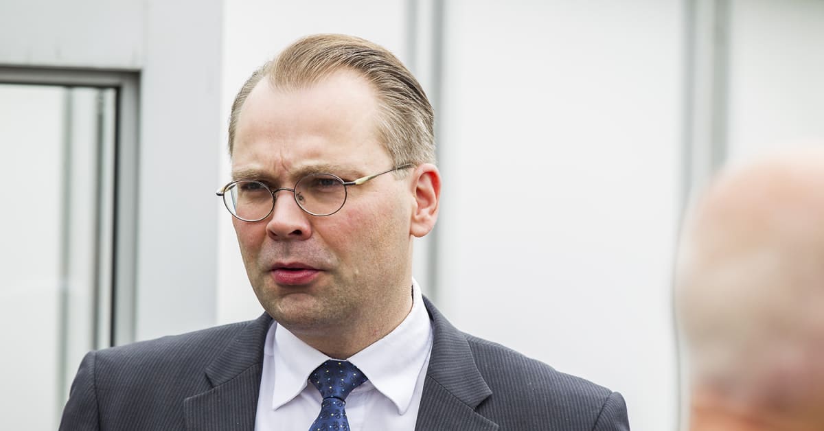 Defence Minister: Finland wants defence pact before US elects new ...