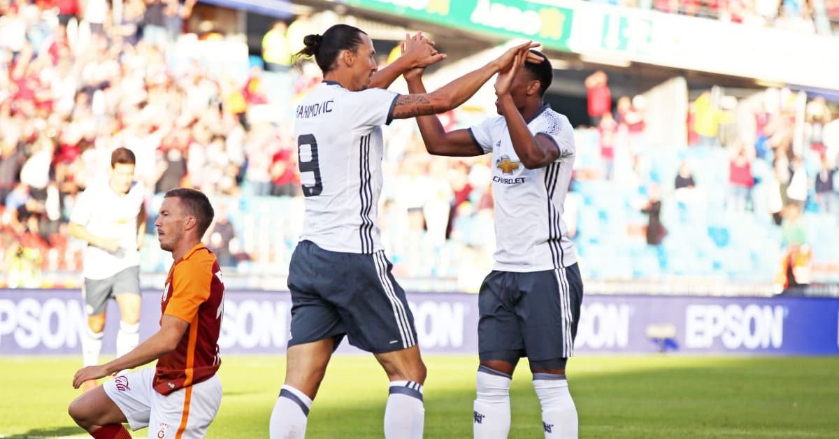 Zlatan maalaili ManU-debyyttinsä jälkeen: "Jos saamme myös Pogban tänne ...