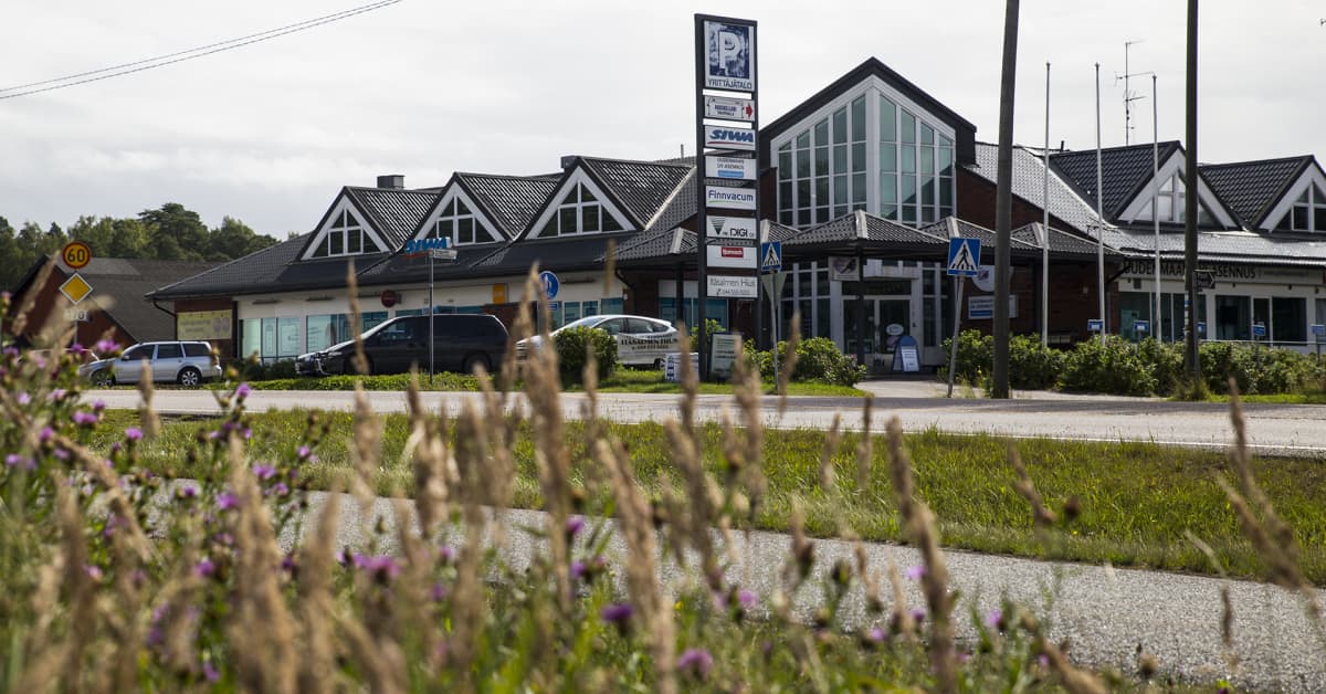 Thursday's papers: Portugal pensioners, metro extension, Turku factory ...