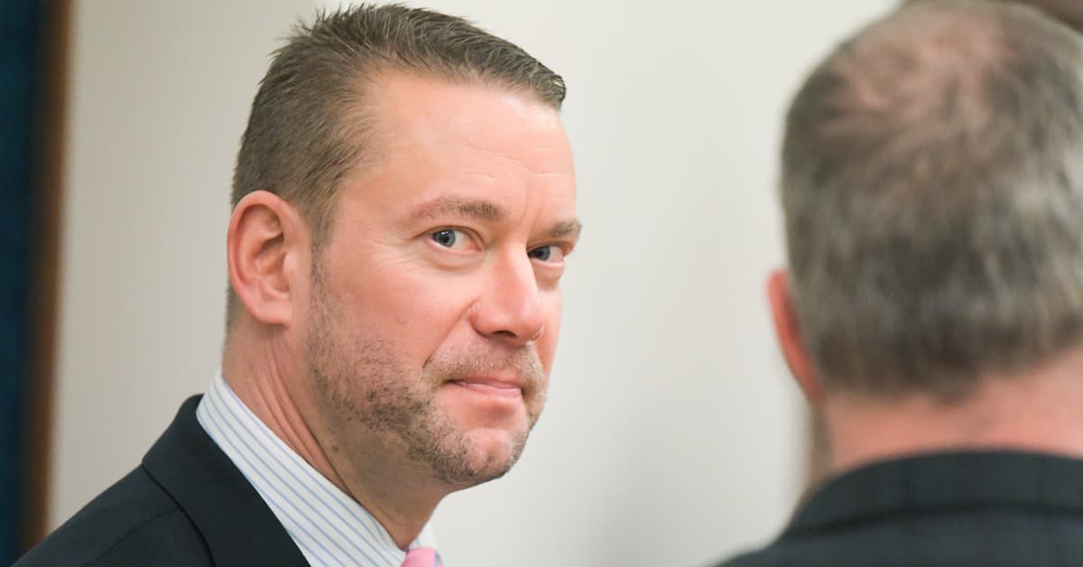 Ex-ministeri Stefan Wallin viestintäyritys Miltton Networksin johtoon | Yle