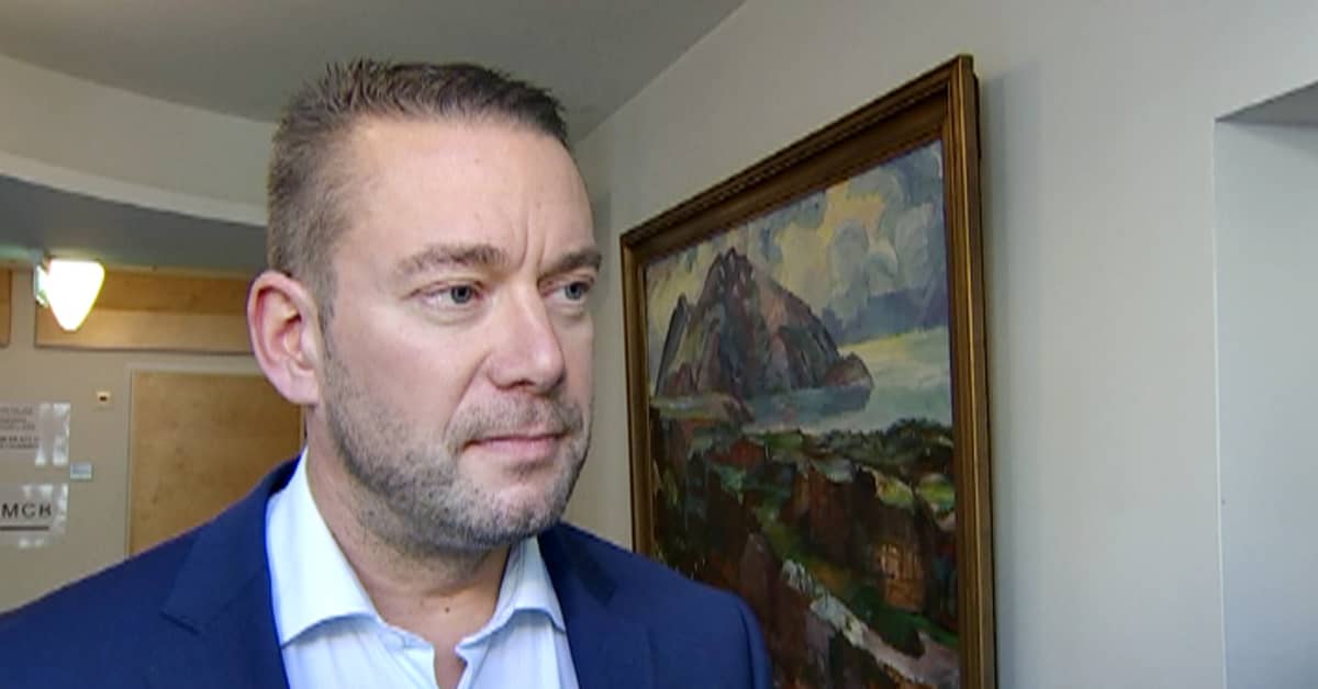Stefan Wallin: Utsjoen seurakunnan säilyttävä itsenäisenä | Yle