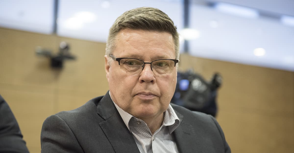 10-year prison sentence for ex-drug squad chief Jari Aarnio | Yle