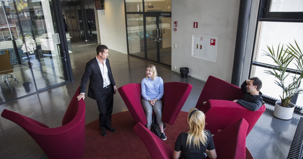 Porvoo campus welcomes Finland's first fee-paying tertiary students | Yle
