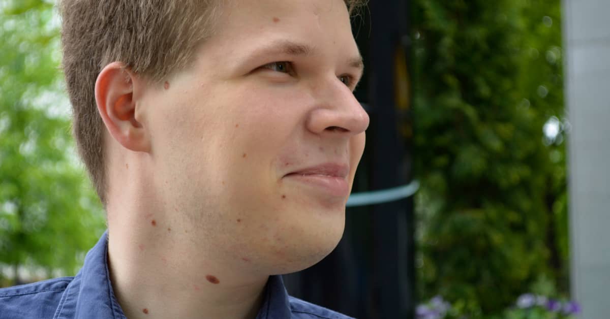 Santeri oli 10 vuotta puhumatta koulussa – sitten hänestä tuli ...