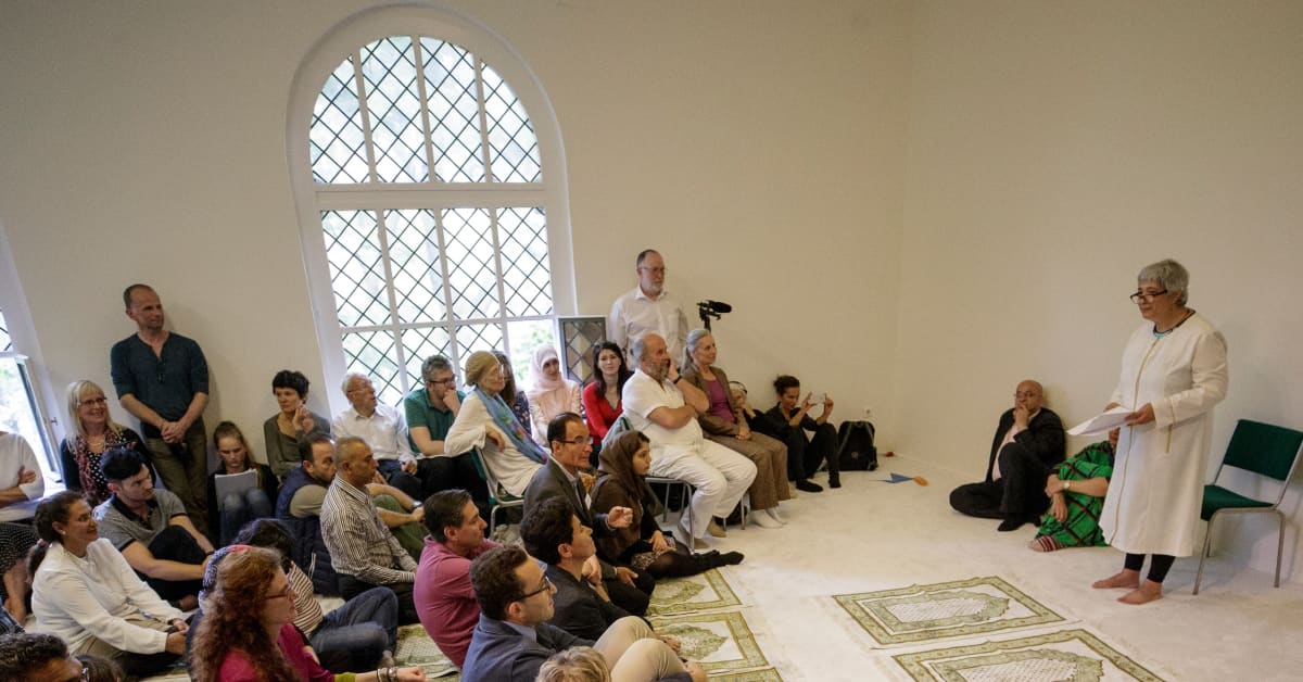 Saksan ensimmäinen liberaali moskeija avautui | Yle