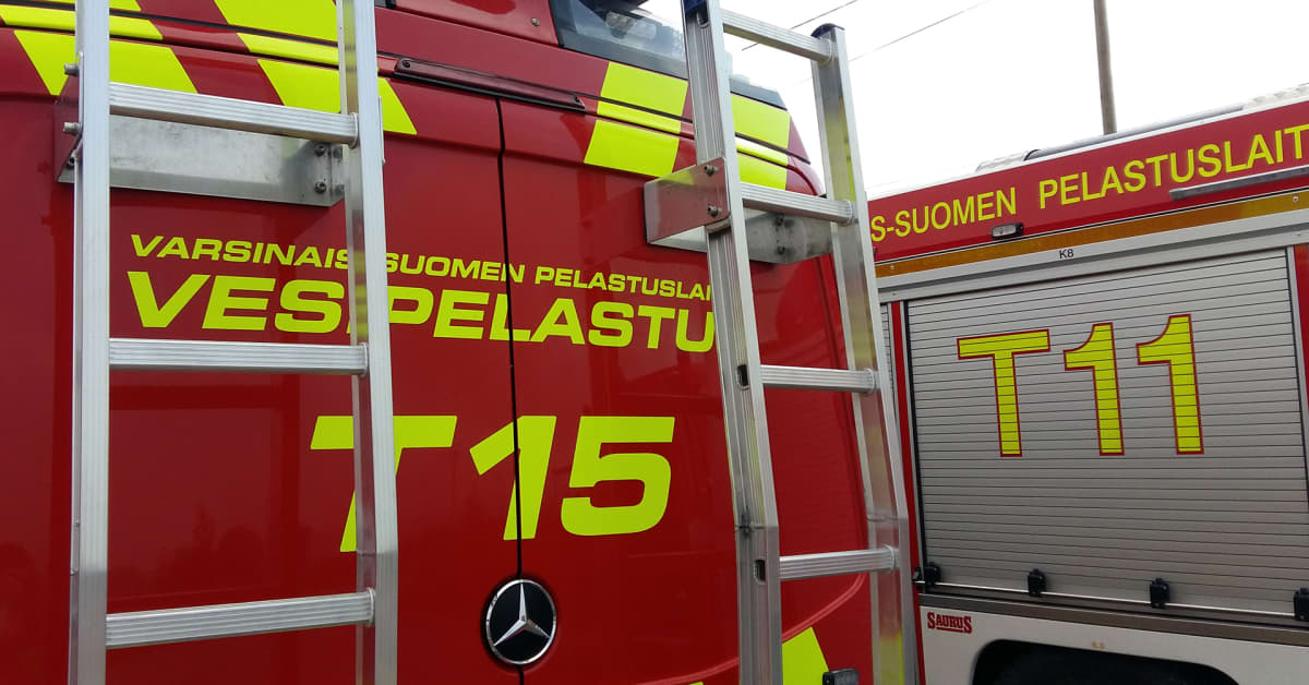 Ilkivaltainen tulipalo vahingoitti teatterin lavaa Naantalin ...