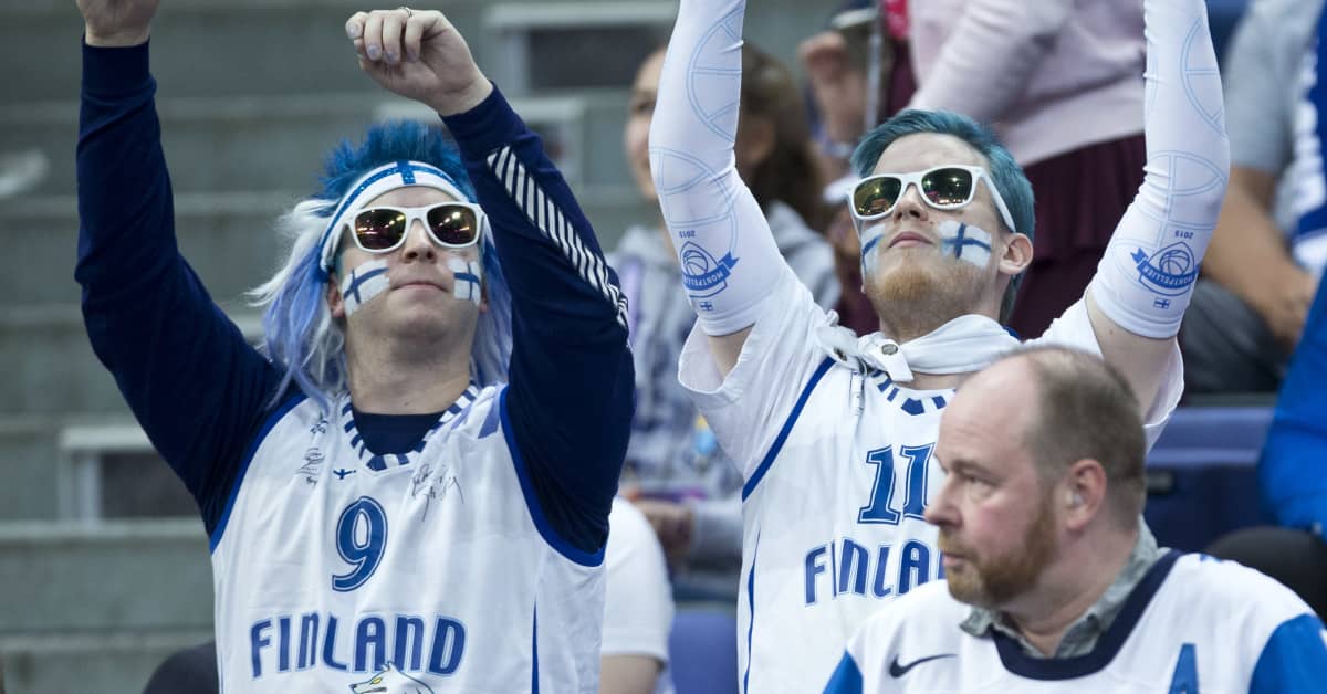 Susijengin fanit saapuivat Istanbuliin – italialaisten kanssa ...