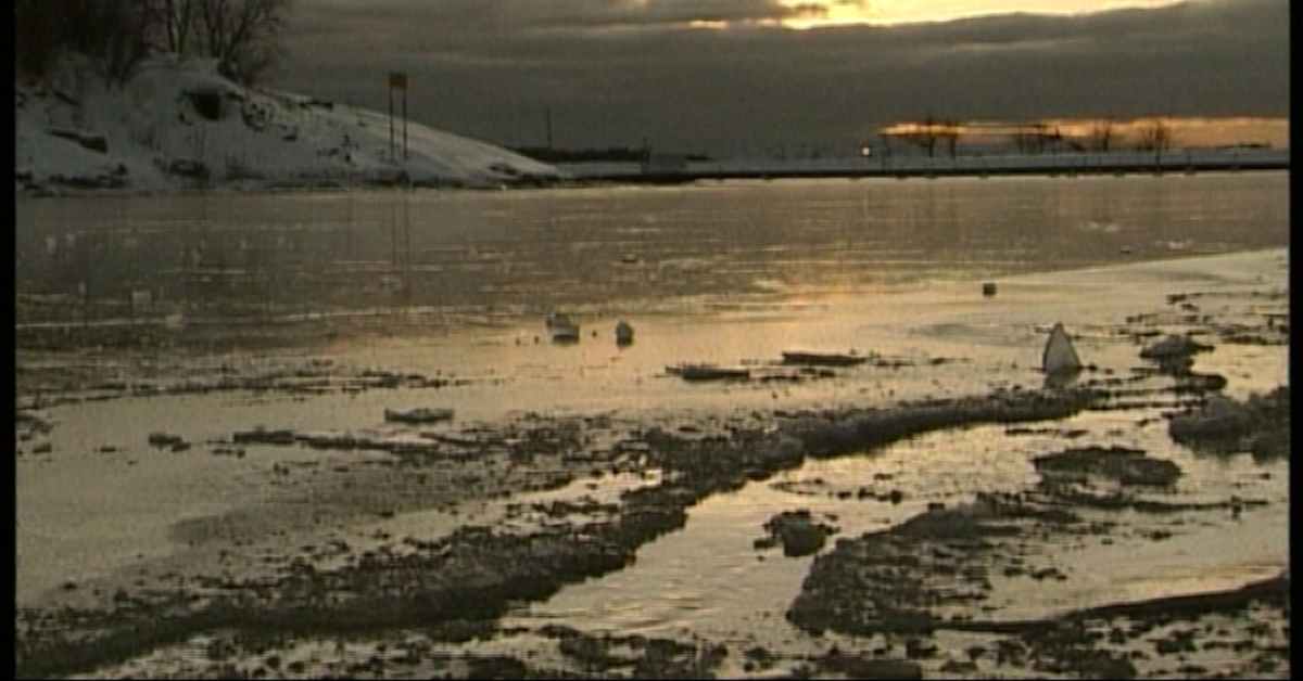 Myndigheterna varnar för svaga isar | Åboland | Svenska Yle