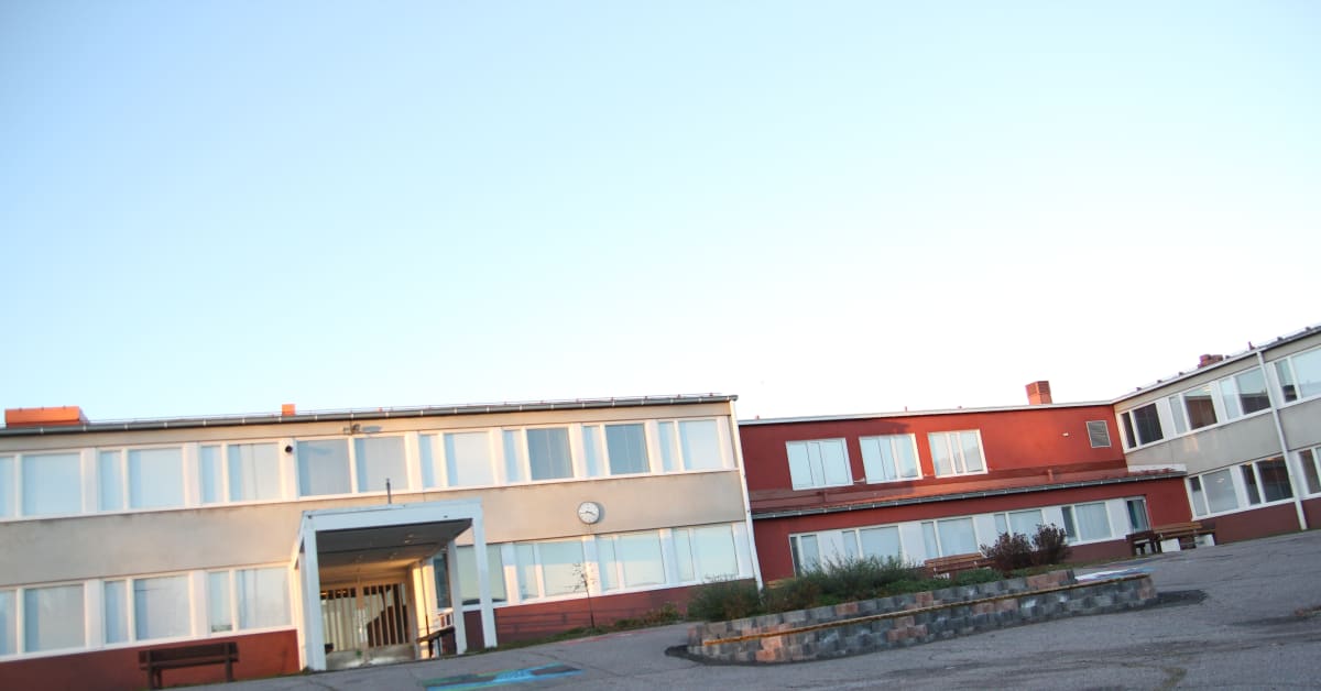 Rektorn vid Ekenäs högstadieskola slutar | Västnyland | Svenska Yle