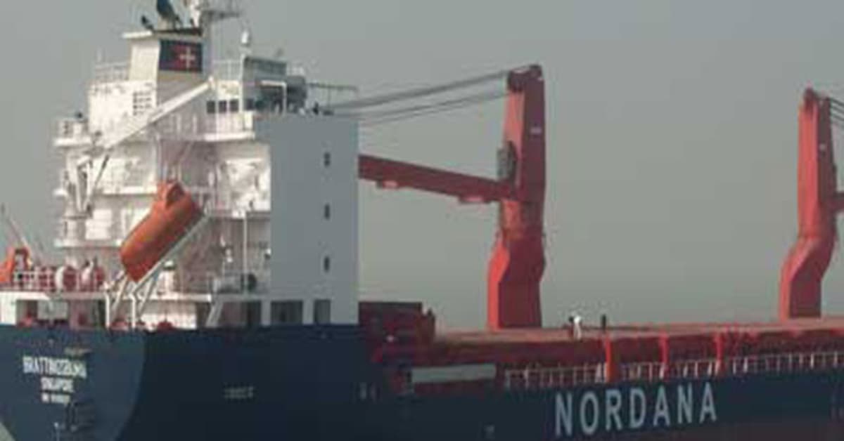 Danskt lastfartyg tog ihop med pirater | Utrikes | Svenska Yle