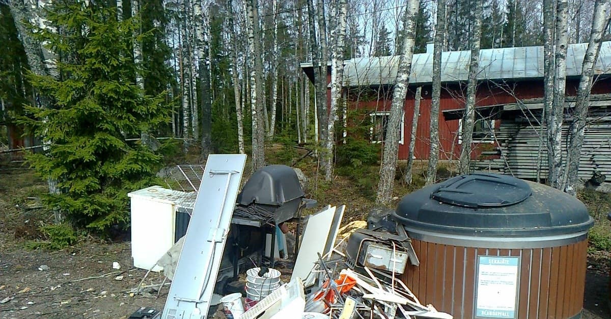 Skräpigt i Tirmo | Östnyland | Svenska Yle