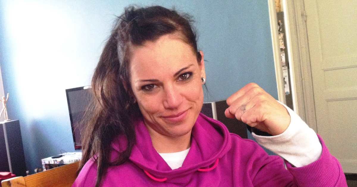 Finlands tuffaste brud i Hon som inte rodnar | X3M | Svenska Yle