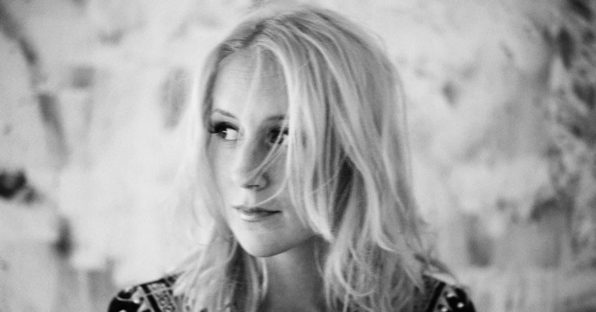 Frida Andersson på turné med Bo Kaspers Orkester | Kultur | Svenska Yle