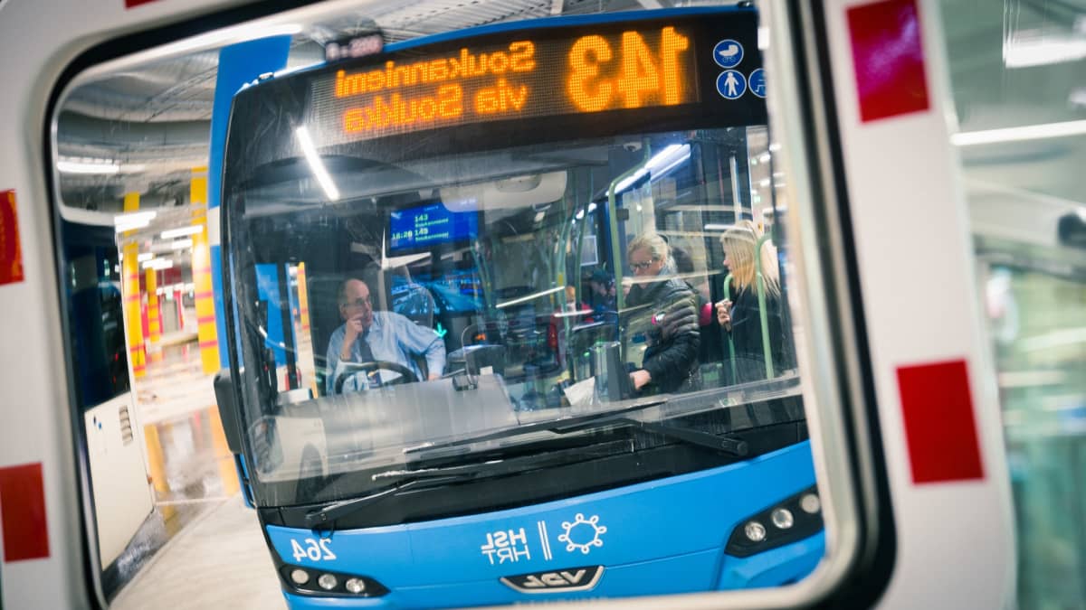 HSL rejigs fare zones, changes prices, pushes passengers to use app ...