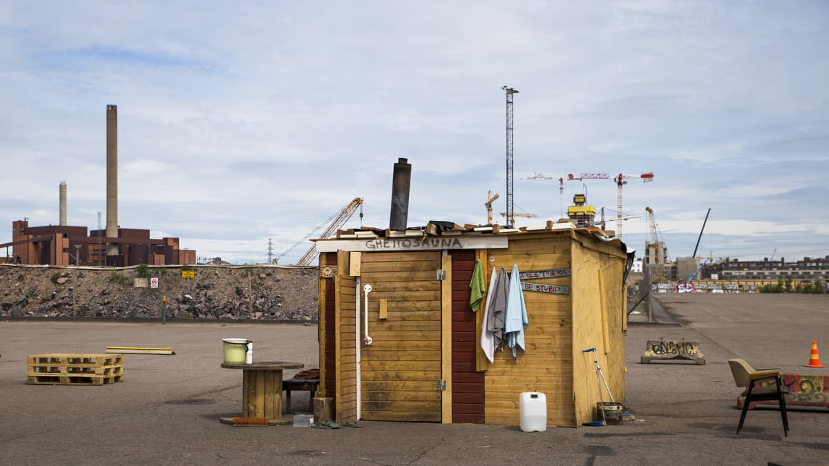 Helsinki "ghetto sauna" and cafe threatened by development project ...