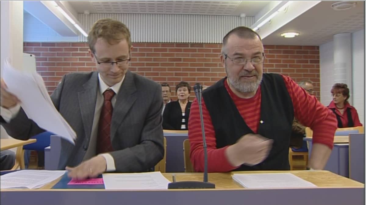 Massaliike täytti käräjäsalin Kemijärvellä | Yle Uutiset