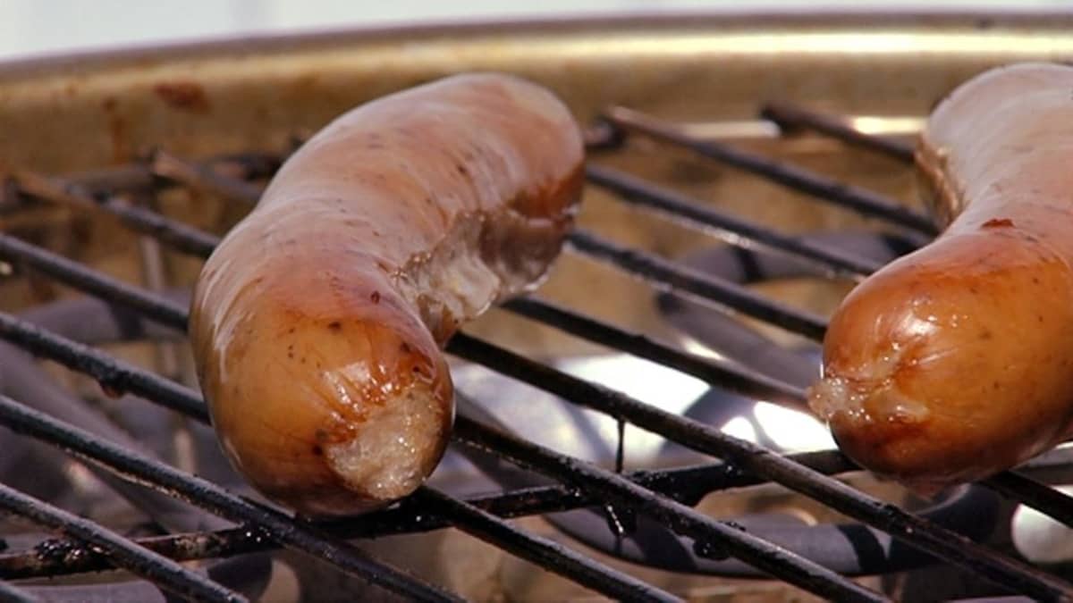 Makkara jakaa mielipiteet | Yle Uutiset