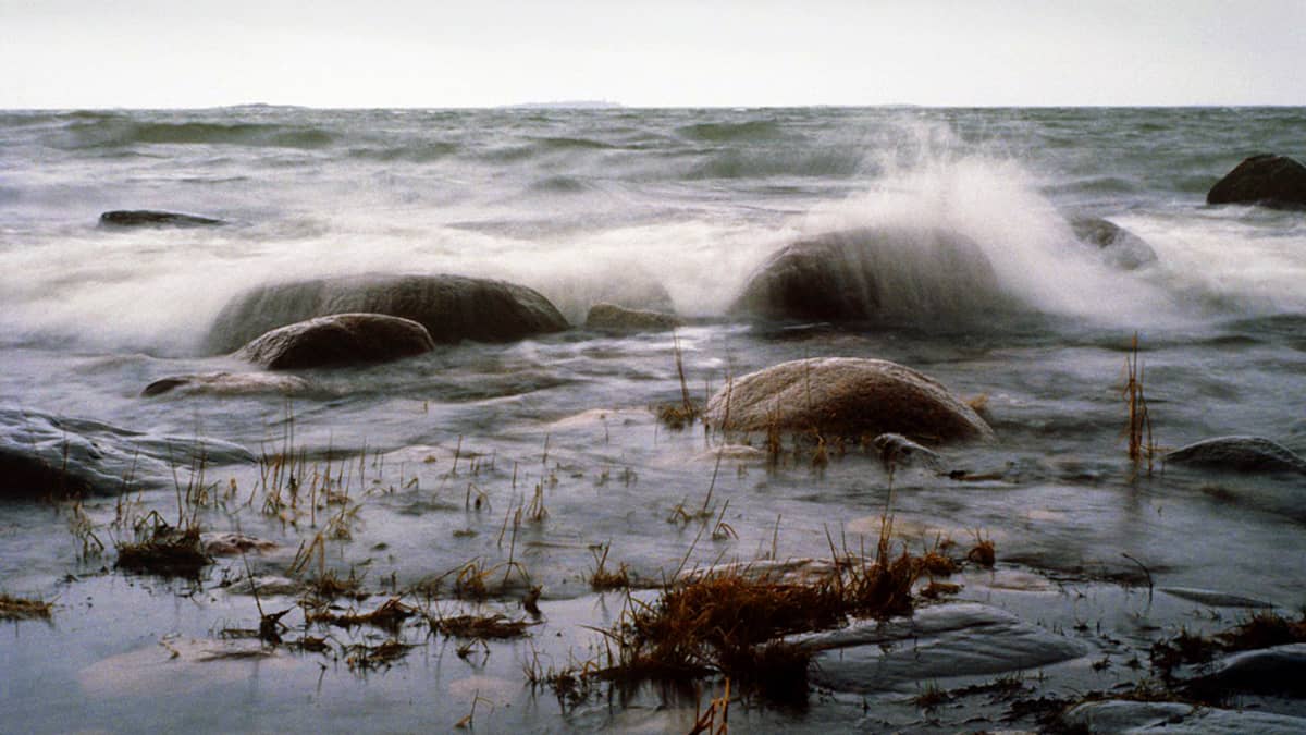Merivesi nousee korkealle Merenkurkussa ja Perämerellä | Yle Uutiset