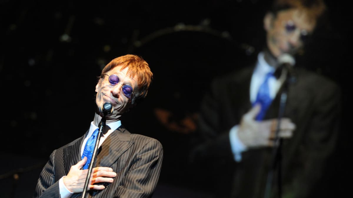 Bee Geesin Robin Gibb menehtyi syöpään | Yle Uutiset