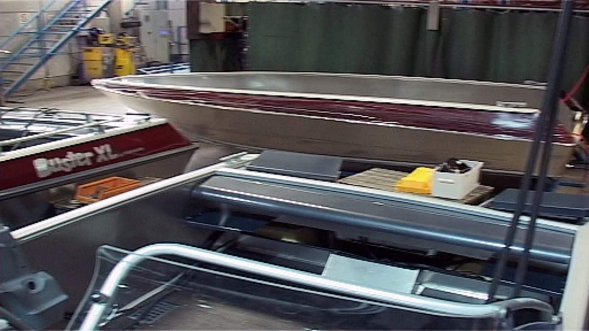 Inhan Tehtaat irtisanoo | Yle Uutiset