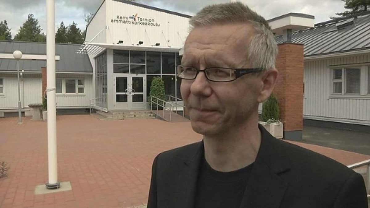 Kemi-Tornion AMK:ssa uusi tutkintoennätys | Yle Uutiset