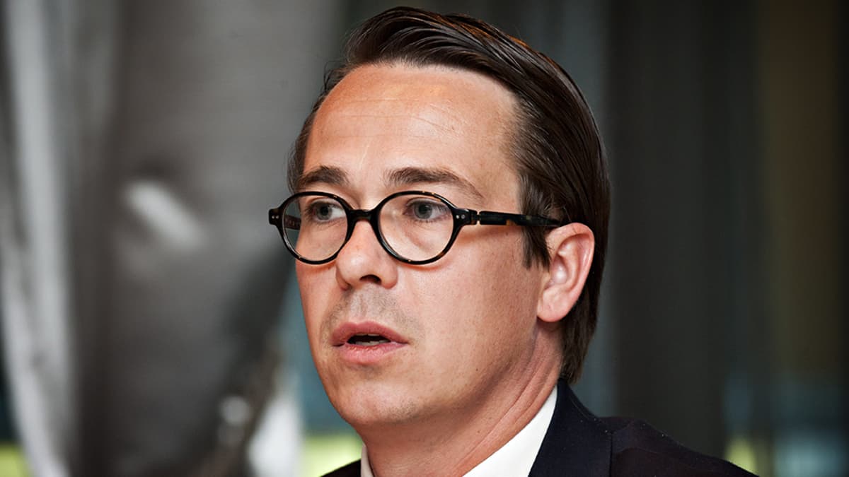 Haglund lupaa eduskunnalle lisää tietoa puolustuksen haasteista | Yle ...