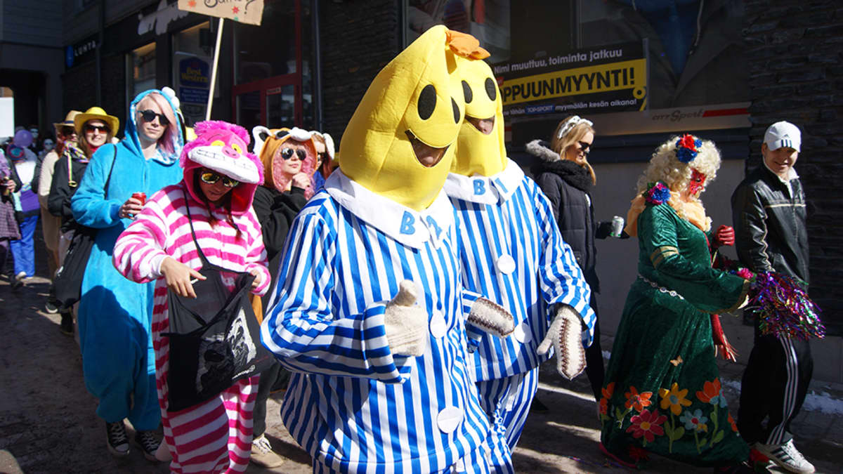 Levillä vappu jatkuu uusilla lumilla – hissit pyörivät äitienpäivään ...