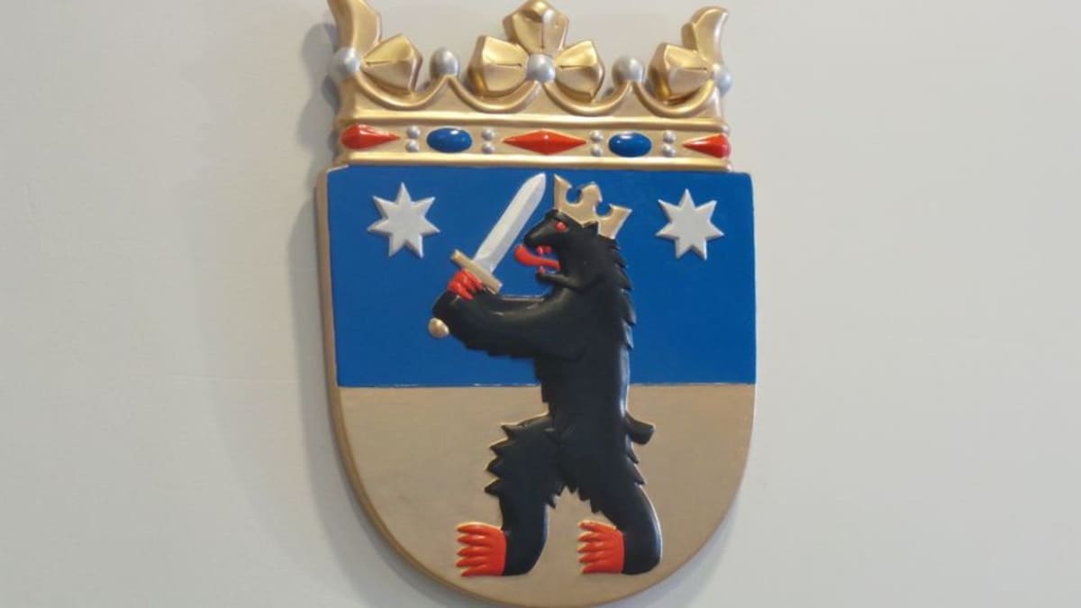 Analyysi: Aro-Heinilä vahvoilla maakuntajohtajaksi | Yle Uutiset