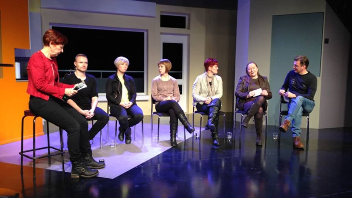 Väkivalta ei katso ikää tai sukupuolta – parisuhteessa nainen lyö yhä ...