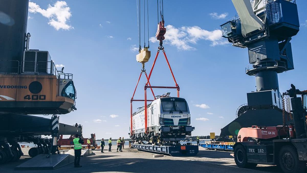 Uusi Vectron-veturi VR:n testiin – kuvat | Yle Uutiset