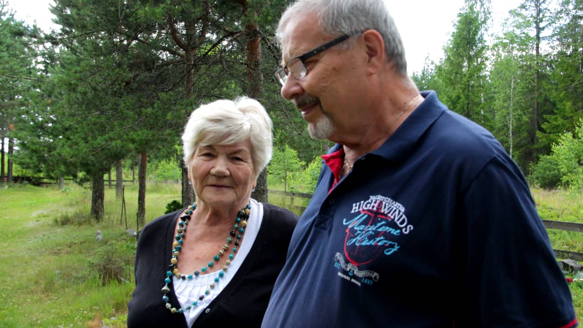 Ernest-koiran haudalla vieraillaan kolmesti viikossa – "Kuolema oli ...