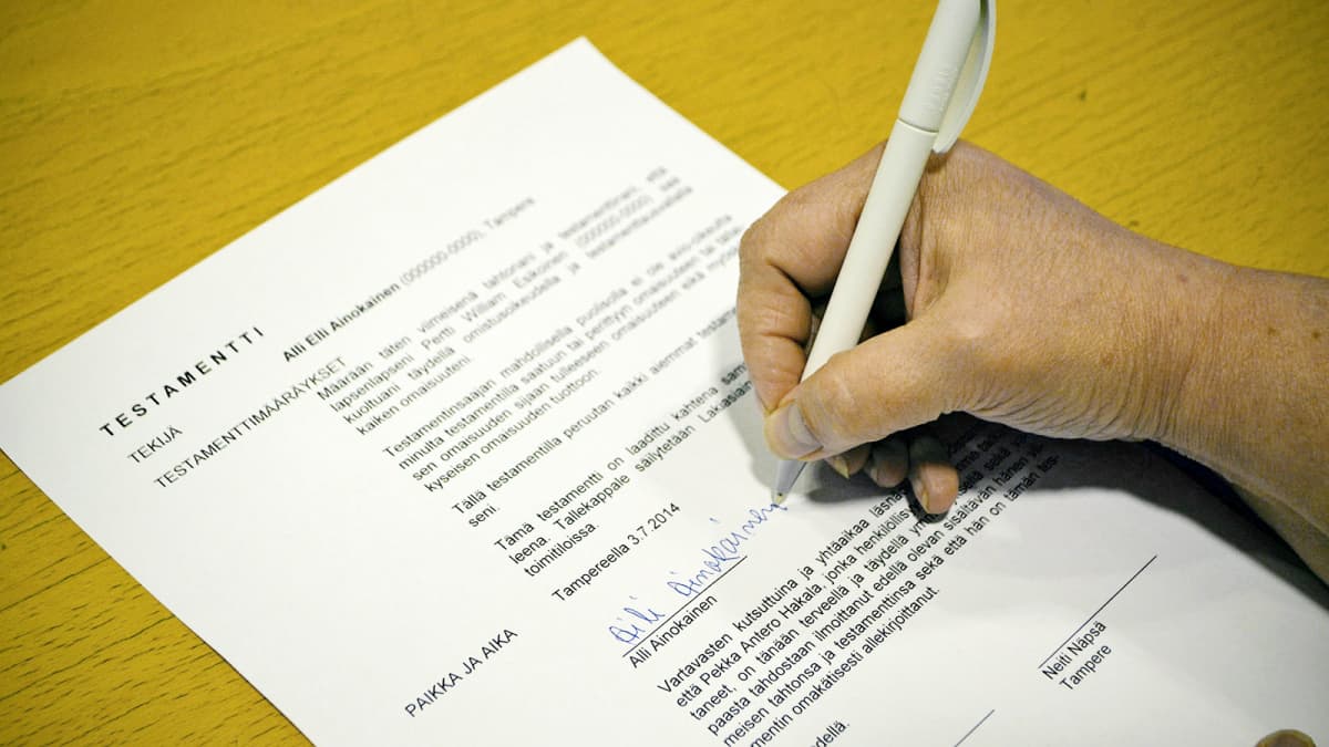 Tee se itse -testamentissa voi olla muotovirheitä – Asianajaja: "Siinä ...